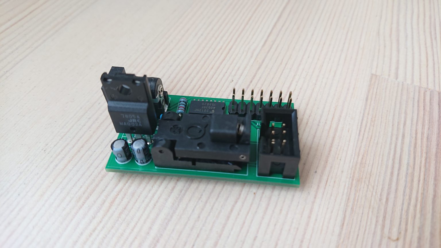 ATtiny10用開発ボードの決定版 – Sasapea's Lab